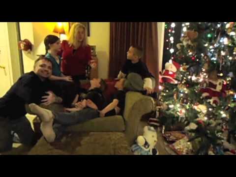 Family Christmas Video 2011 – Merry Christmas!!! – Moff Video